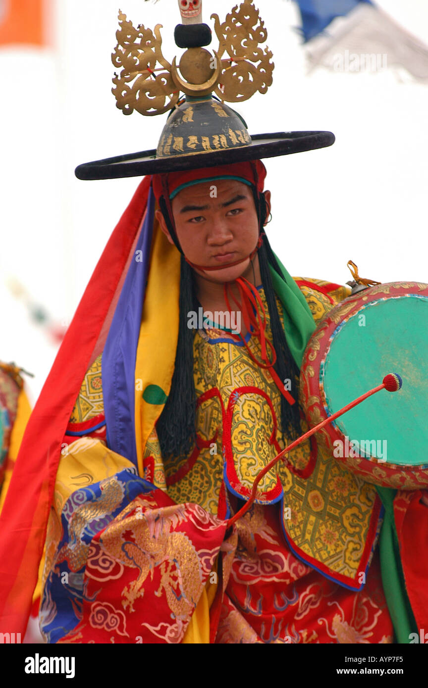 Tibetan buddhist Lama mask dance cham Stock Photo - Alamy