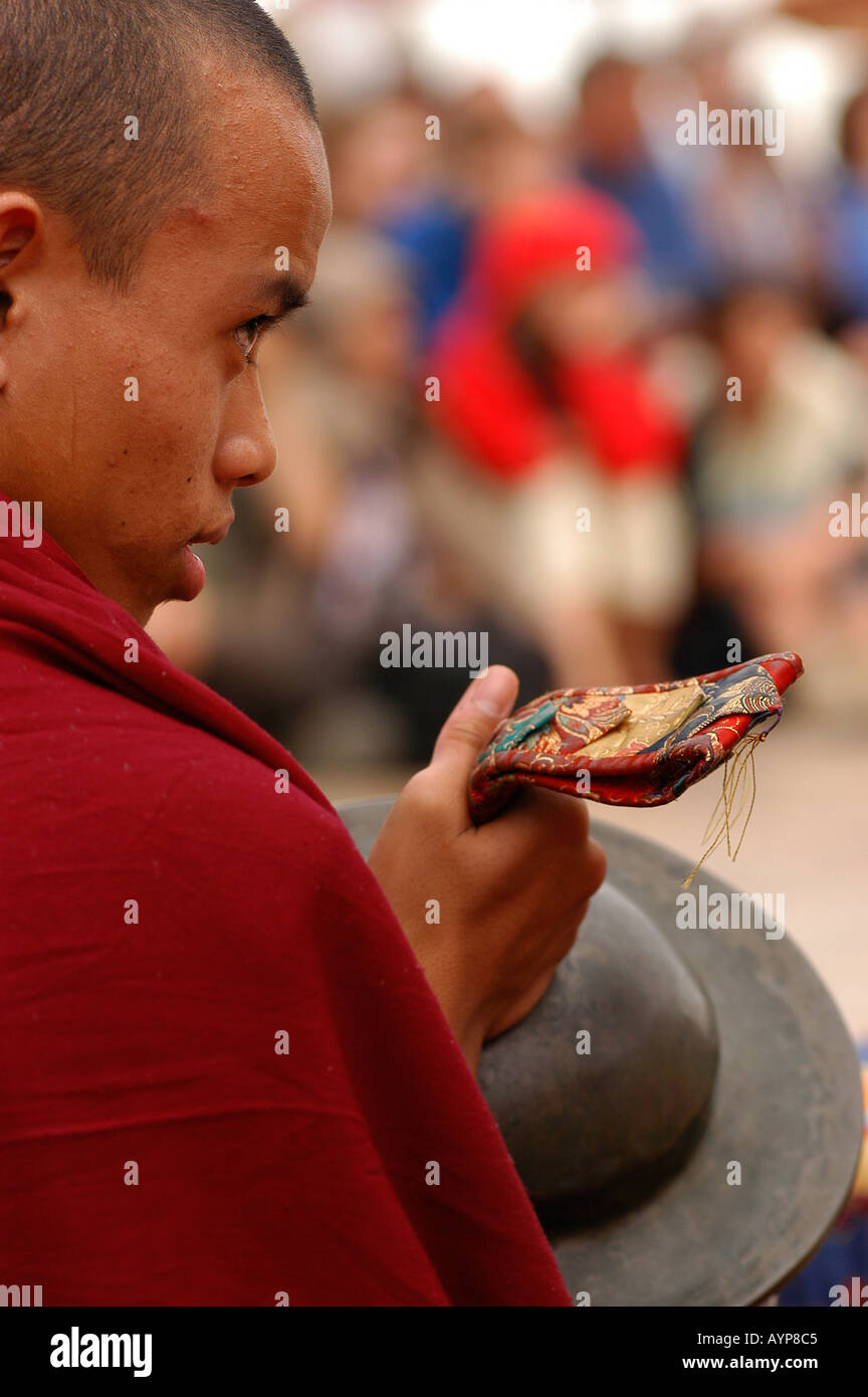 Buddhist lama mask dance hi-res stock photography and images - Alamy