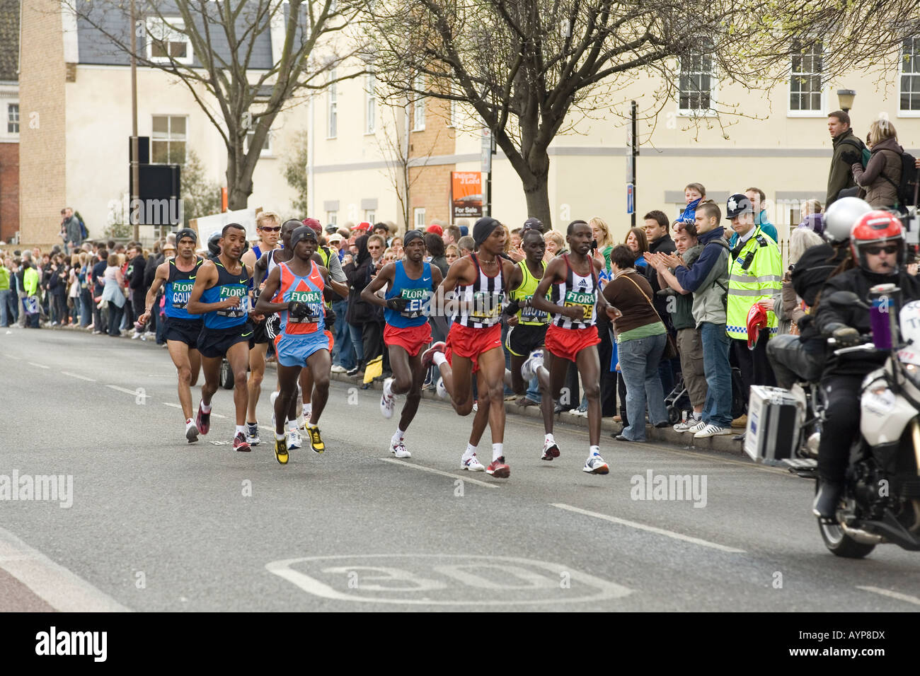 The mens elite runners in the London Marathon 2008, Greenwich London ...
