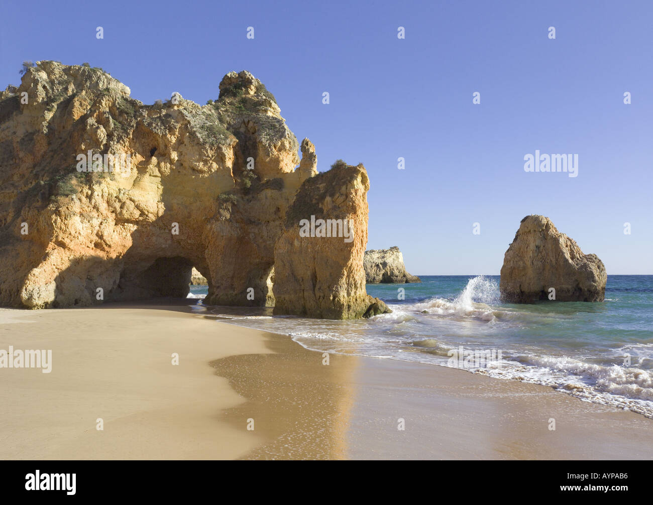Alvor beach beaches empty hi-res stock photography and images - Alamy