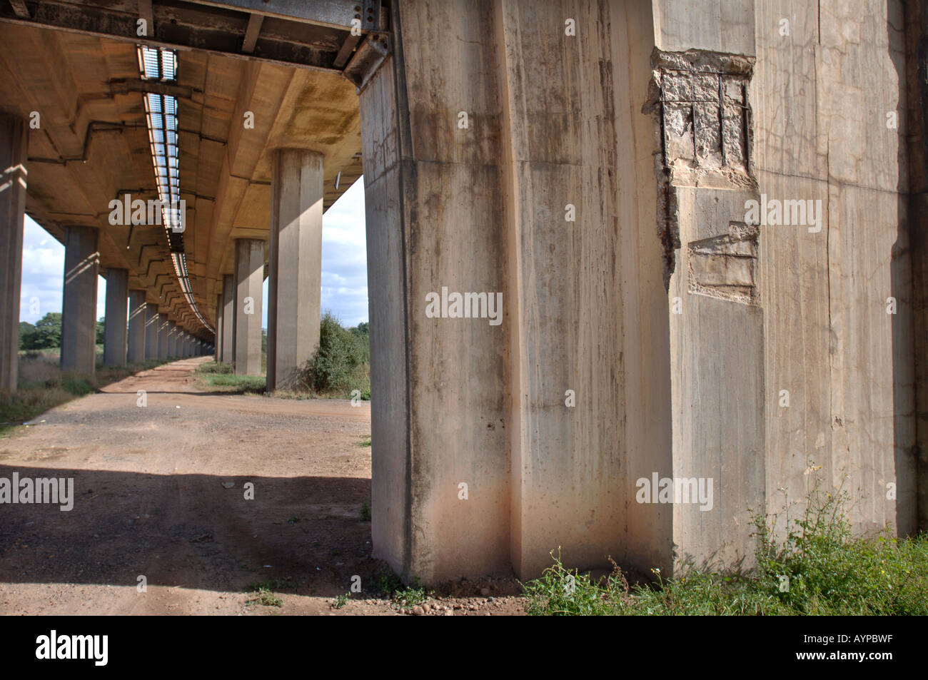 CRUMBLING REINFORCED CONCRETE UNDERNEATH THE M50 MOTORWAY AT RIPPLE ...