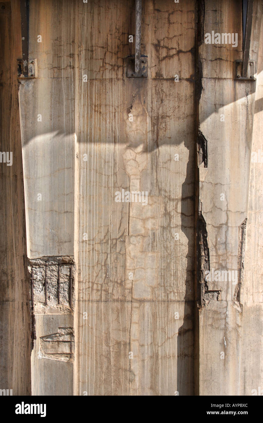 CRUMBLING REINFORCED CONCRETE UNDERNEATH THE M50 MOTORWAY AT RIPPLE ...