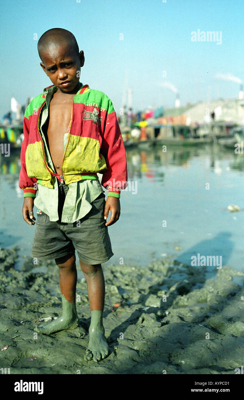 Bangladesh river gypsies hi-res stock photography and images - Alamy