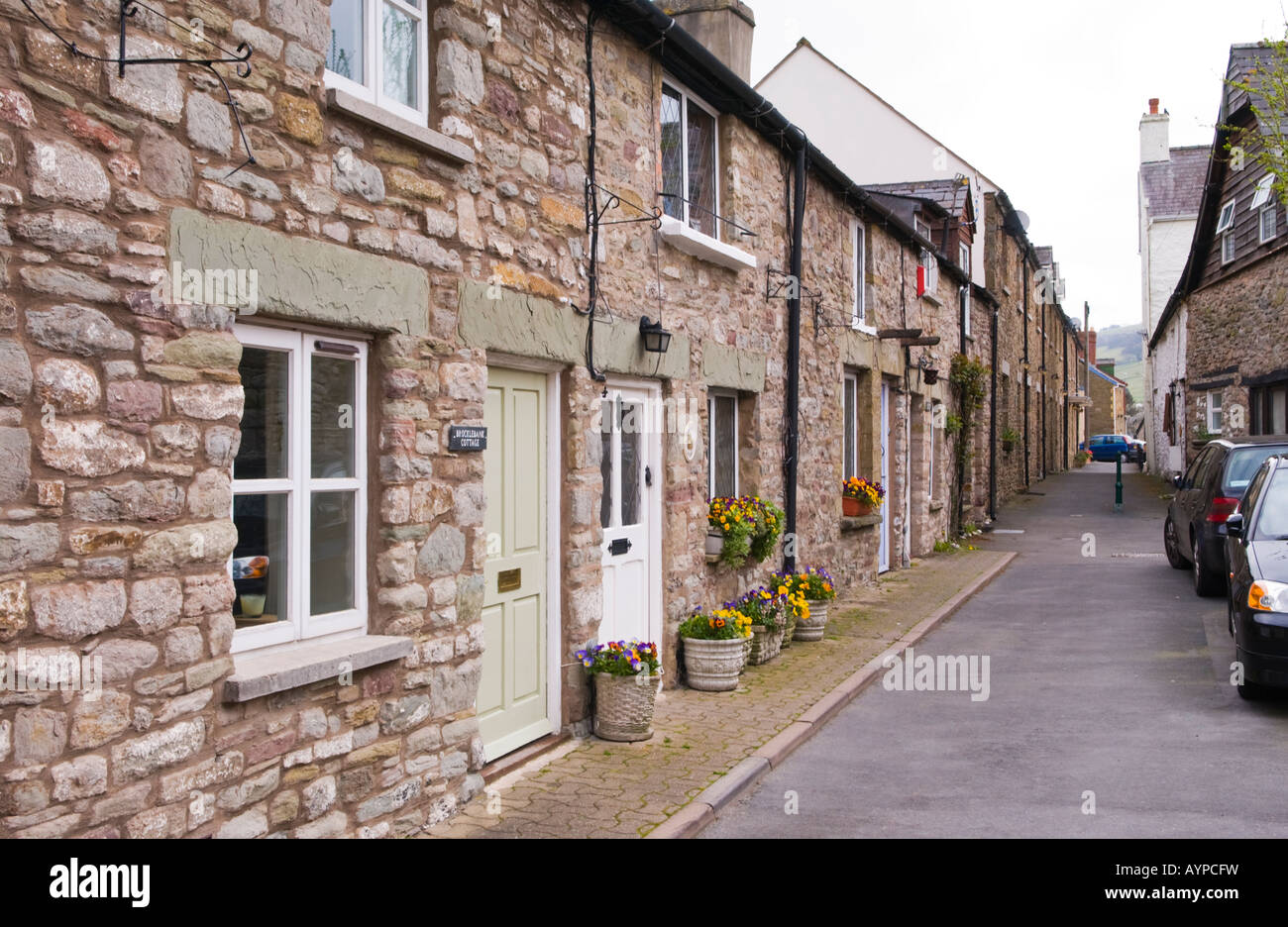 Victorian terrace house exterior hi-res stock photography and images ...
