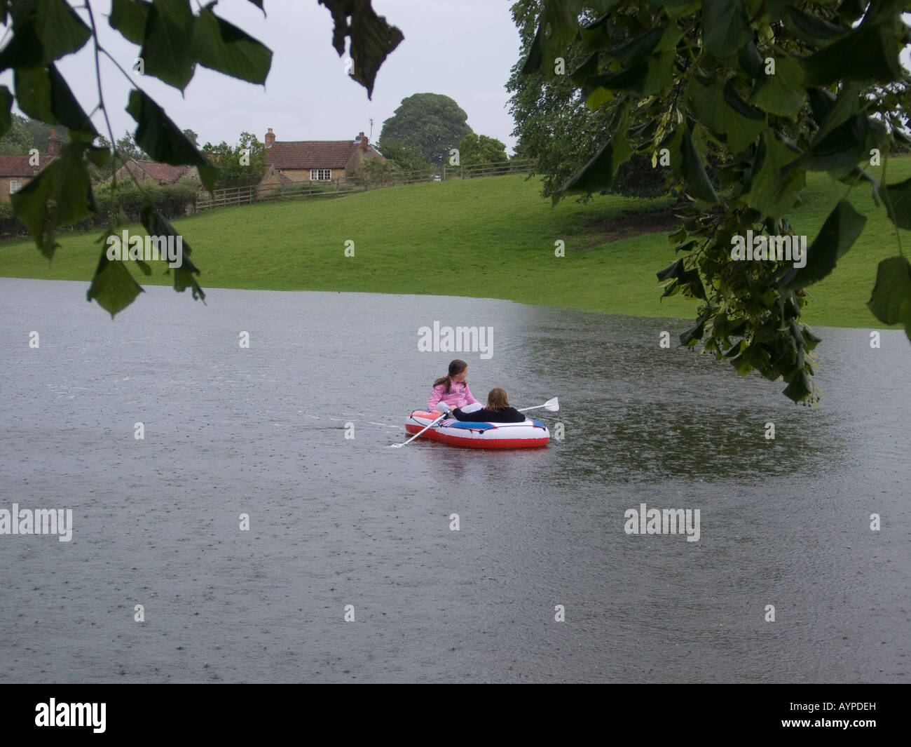 Inflatable craft hi-res stock photography and images - Alamy