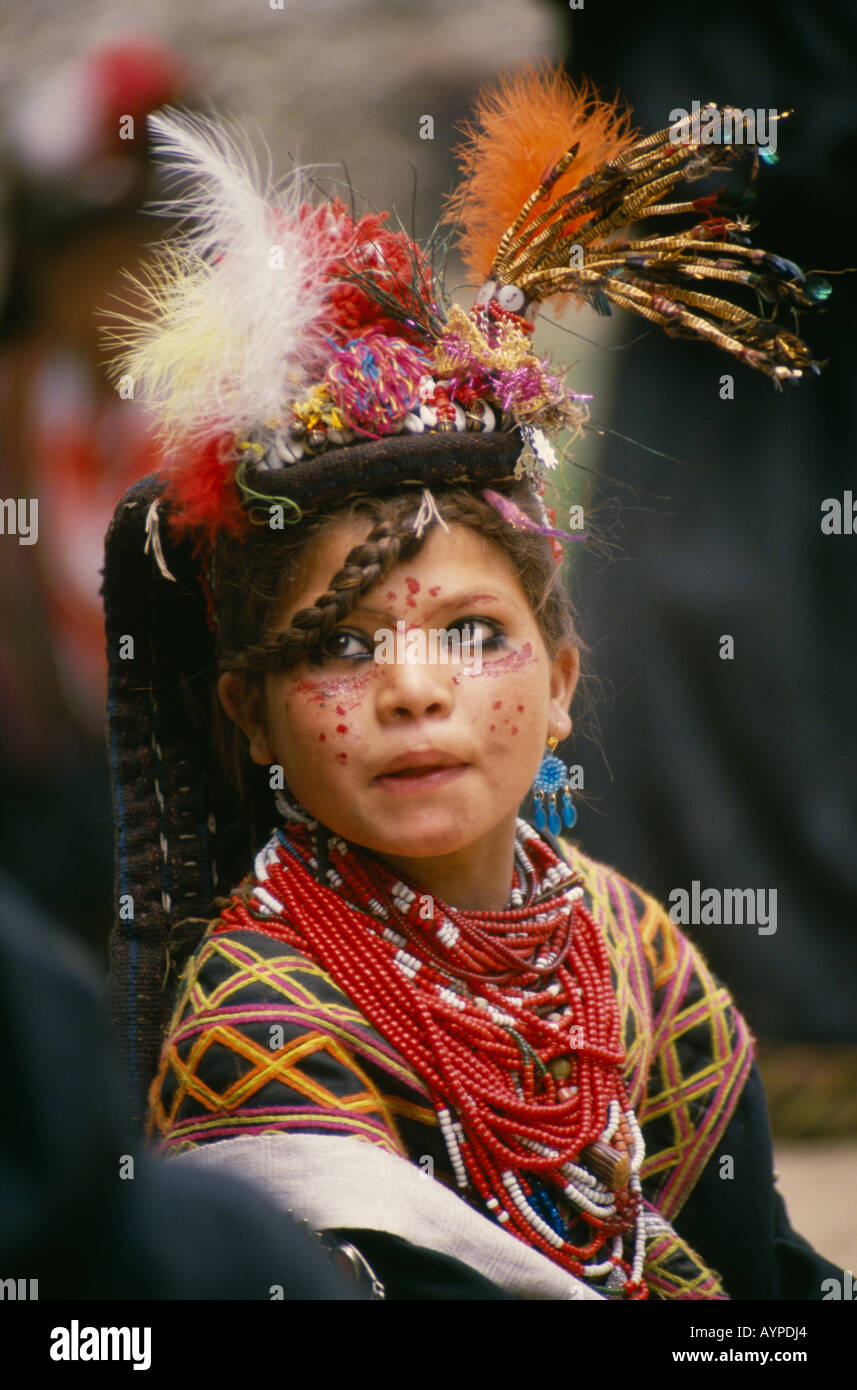 Pakistan girl kalash hi-res stock photography and images - Alamy