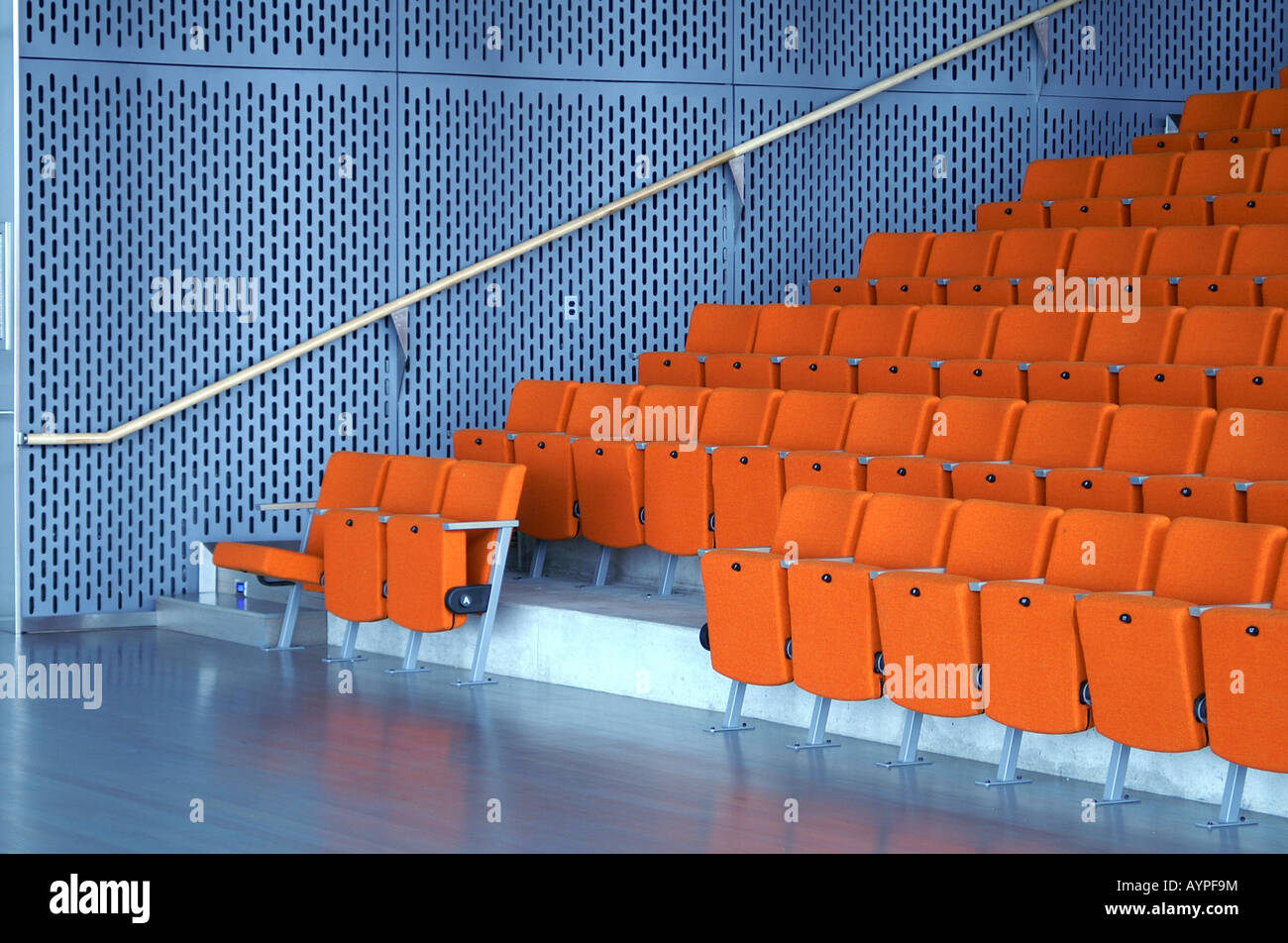 Boston ICA - Orange Theatre Seating at Boston's Dramatic New Institute ...