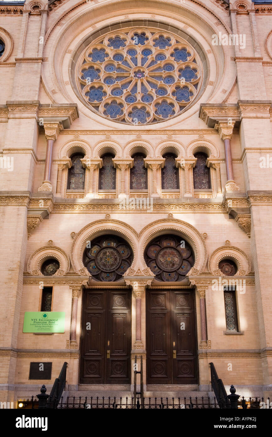 The Eldridge Street Synagogue first on lower east side New York City ...