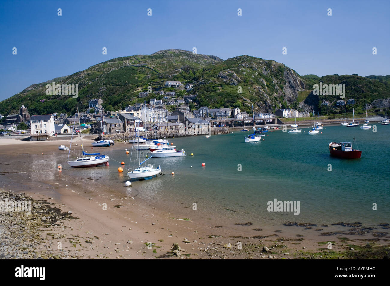 Barmouth beach harbour north wales united hi-res stock photography and ...