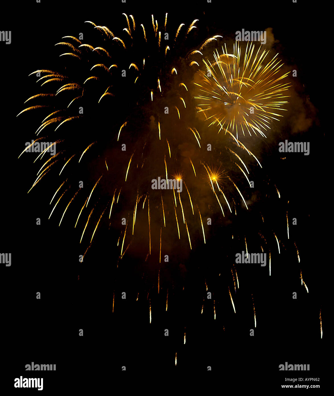 Fire crackers bursting in the sky at night Stock Photo - Alamy