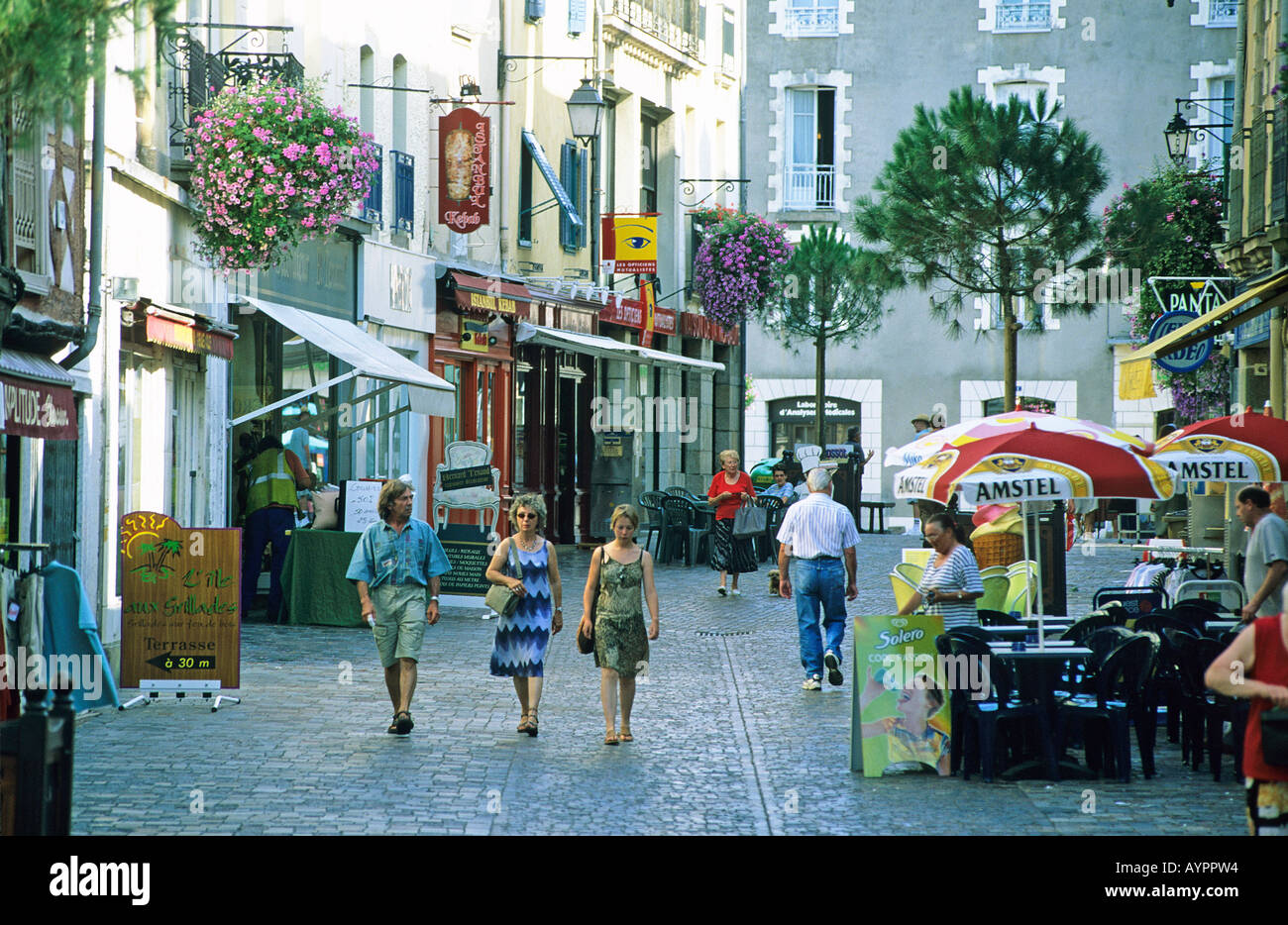Redon in brittany hi-res stock photography and images - Alamy