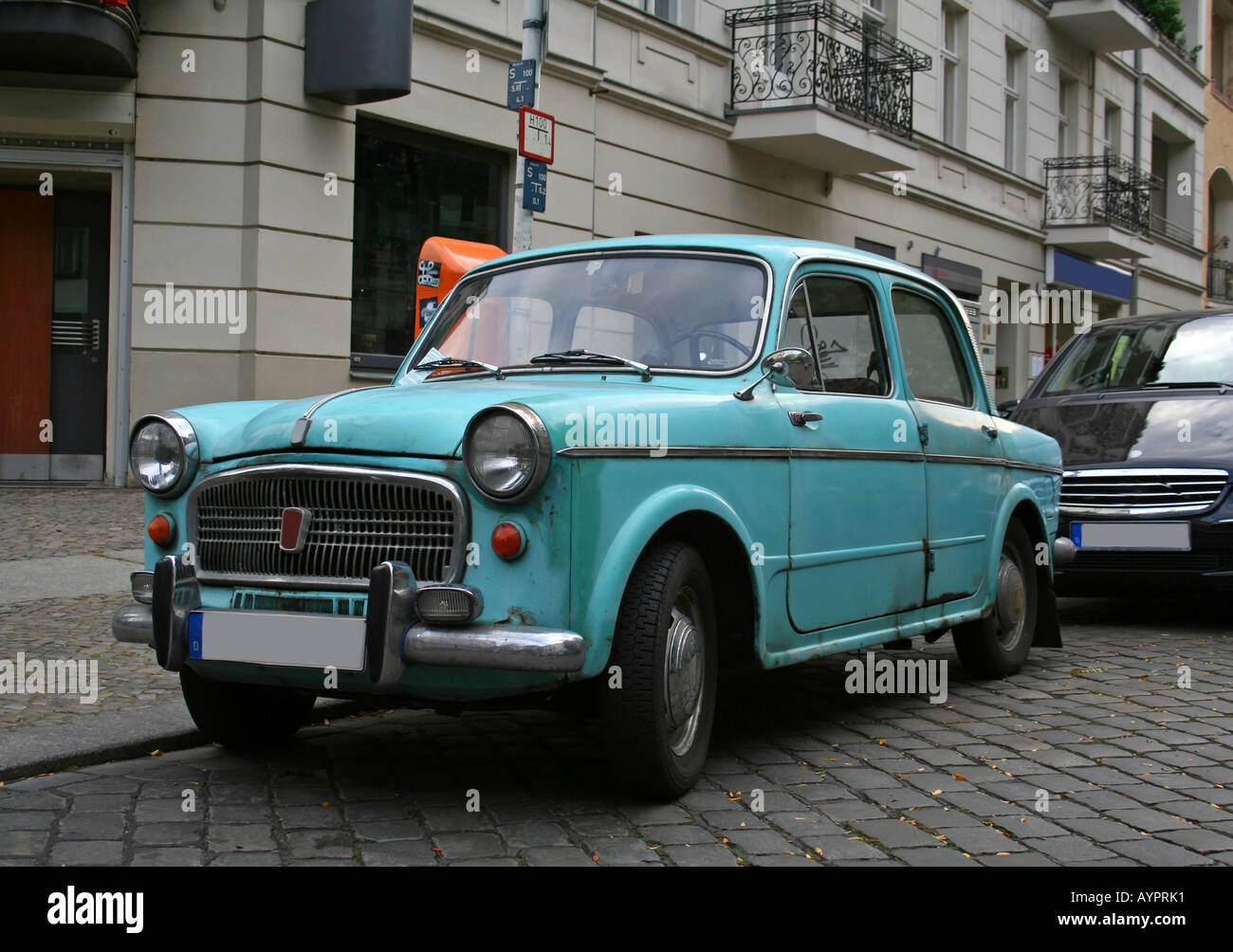 old blue fiat Stock Photo - Alamy