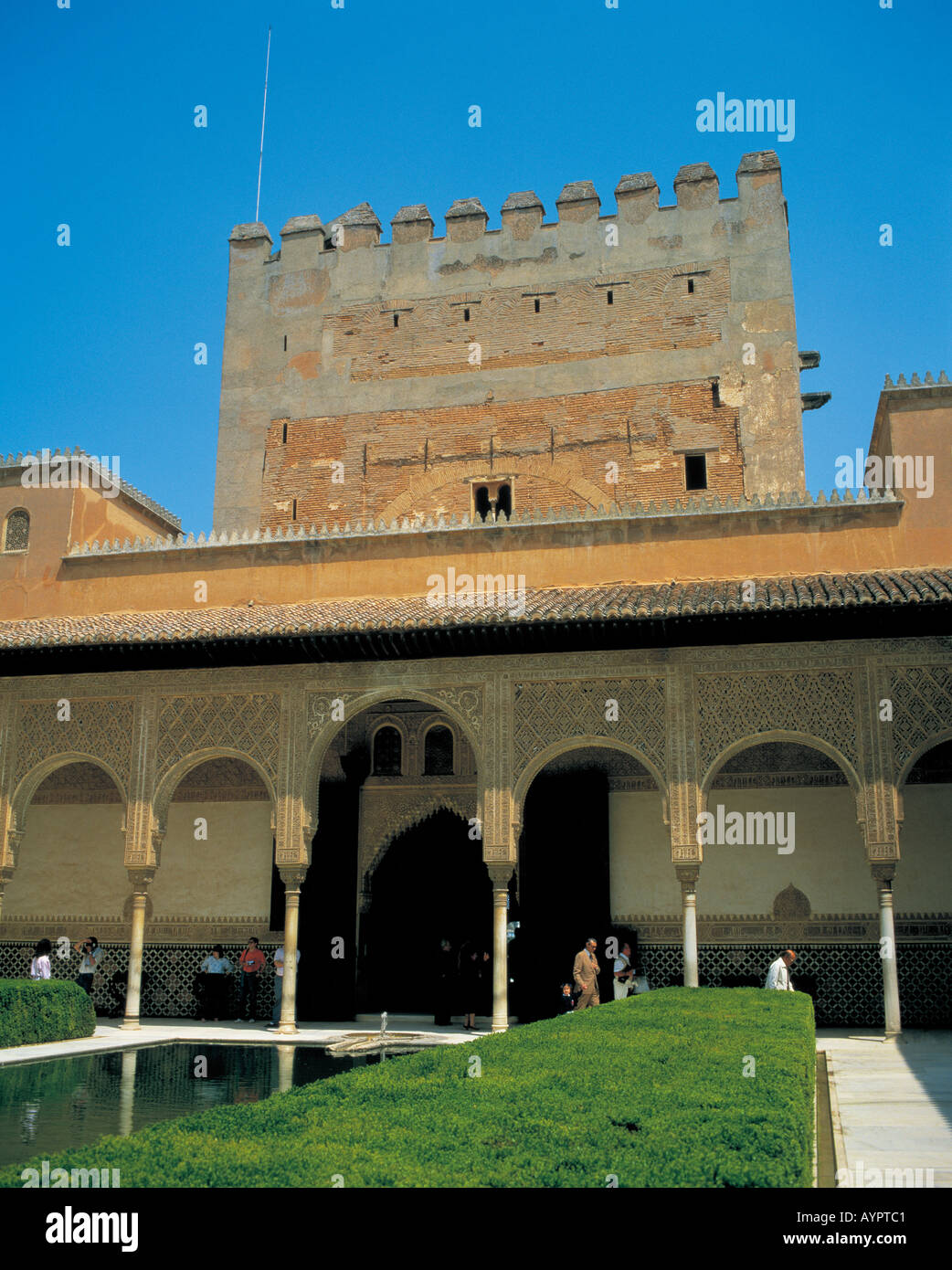 Building with Arch Stock Photo - Alamy