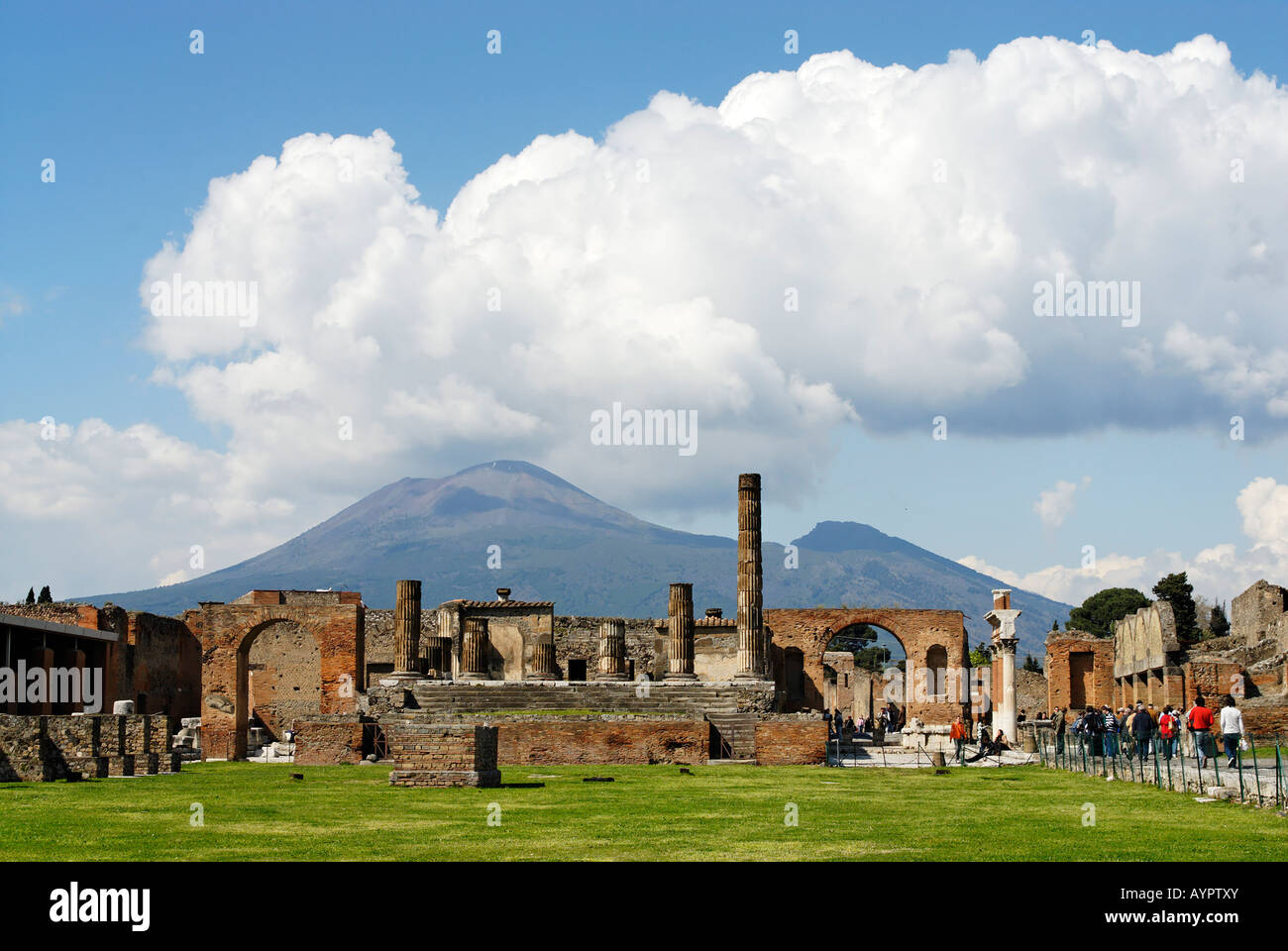 Pompeii vesuvius hi-res stock photography and images - Alamy
