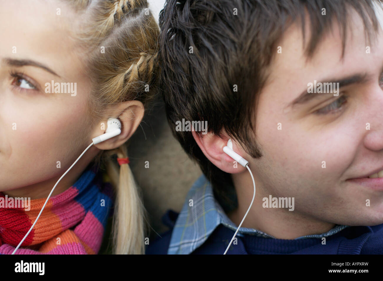Man woman couple listening music hi-res stock photography and images ...