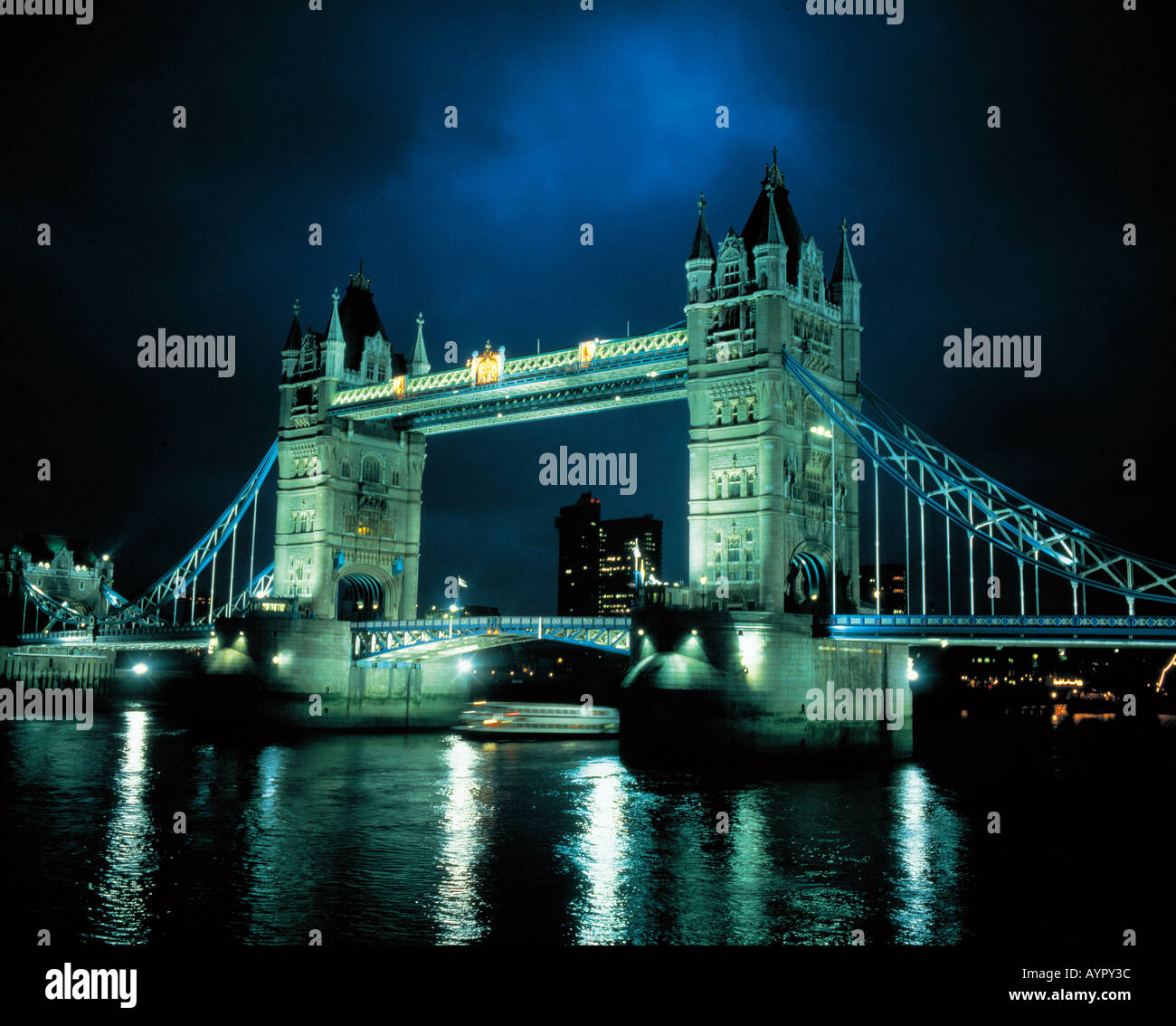 London Bridge at Night Stock Photo - Alamy