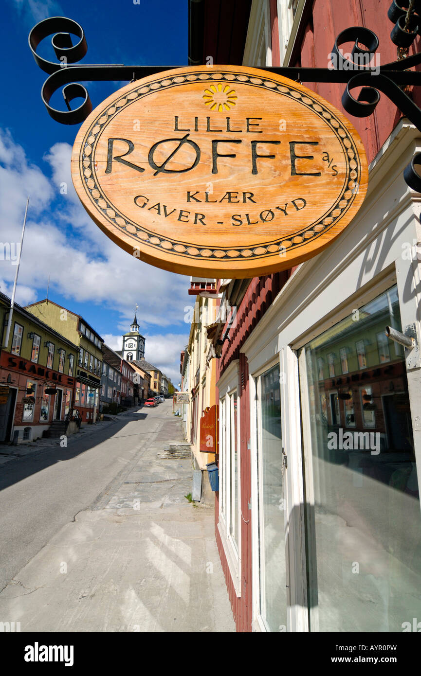 Hanging Shop Signs High Resolution Stock Photography and Images - Alamy