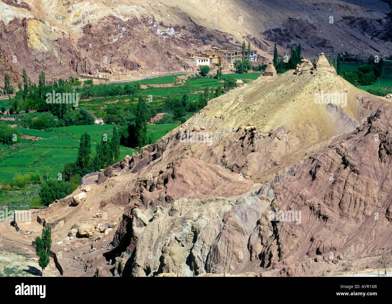 Small Towns,india High Resolution Stock Photography and Images - Alamy