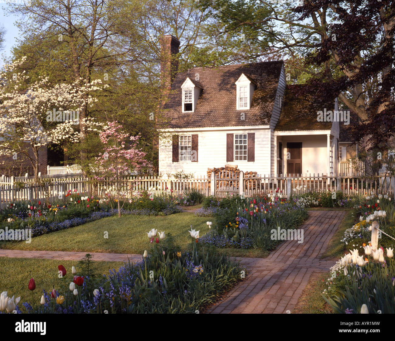 Colonial Home in Williamsburg, Virginia Stock Photo - Alamy