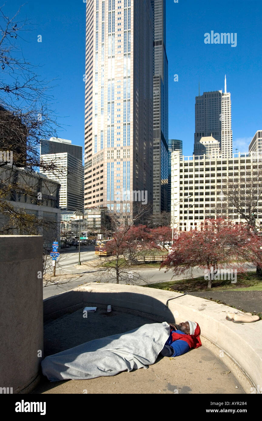 Chicago poor homeless hi-res stock photography and images - Alamy