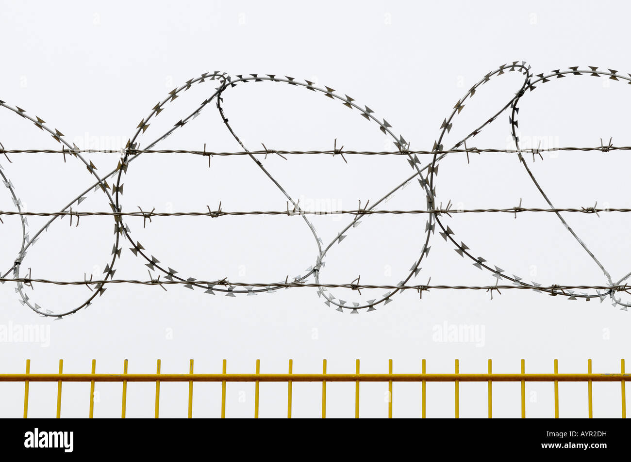 Nato barbed wire hi-res stock photography and images - Alamy