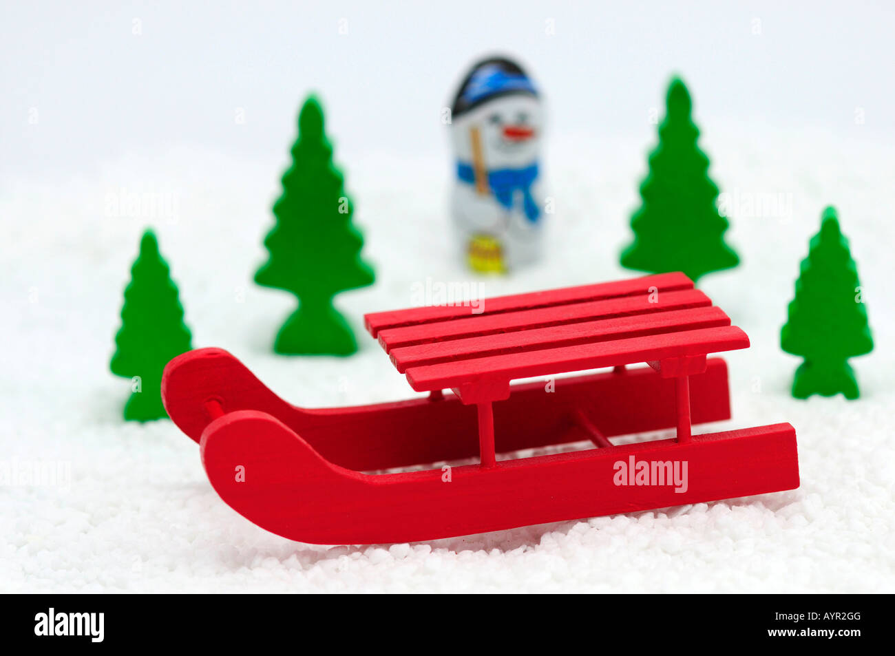 Snowman behind a sleigh, winter landscape Stock Photo - Alamy