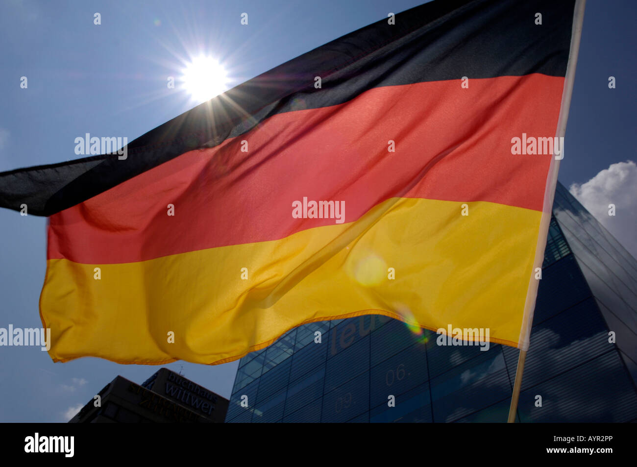 Deutsche nationalflaggen hi-res stock photography and images - Alamy