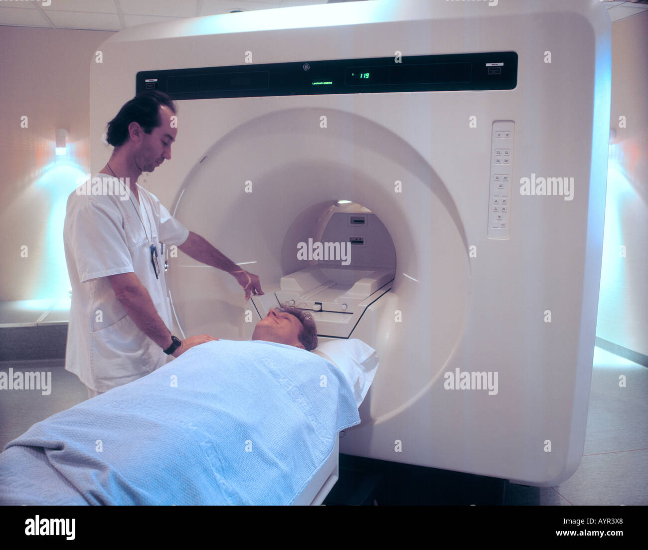 Nmr scanner hi-res stock photography and images - Alamy