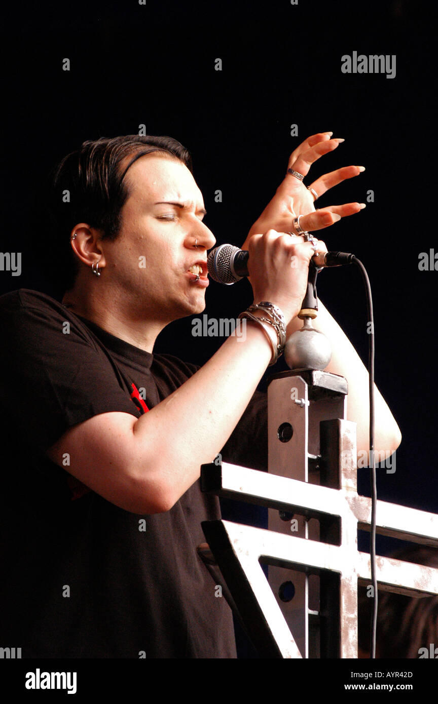 Gothic singer hi-res stock photography and images - Alamy