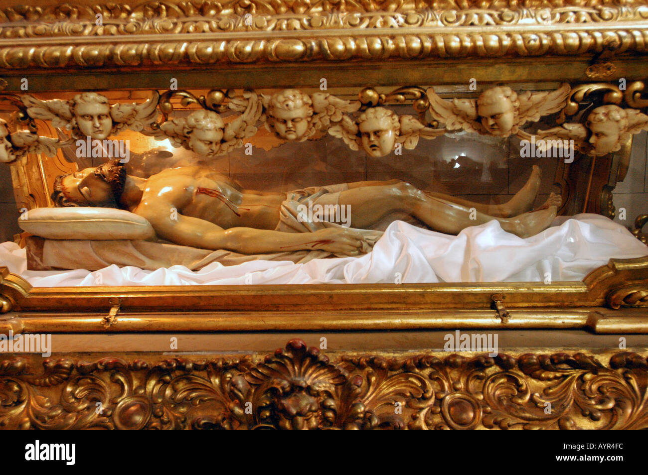 Tomb of christ hi-res stock photography and images - Alamy