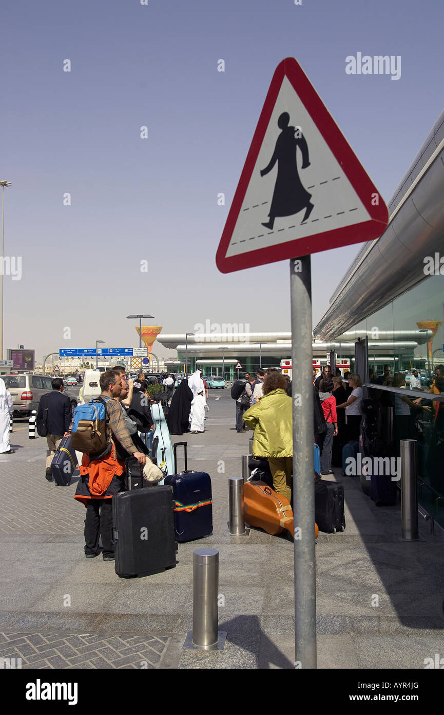Doha qatar traffic sign hi-res stock photography and images - Alamy