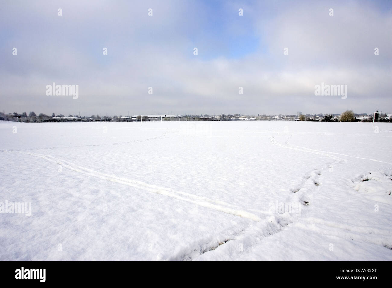 Winter snow scene West Midlands UK Stock Photo - Alamy