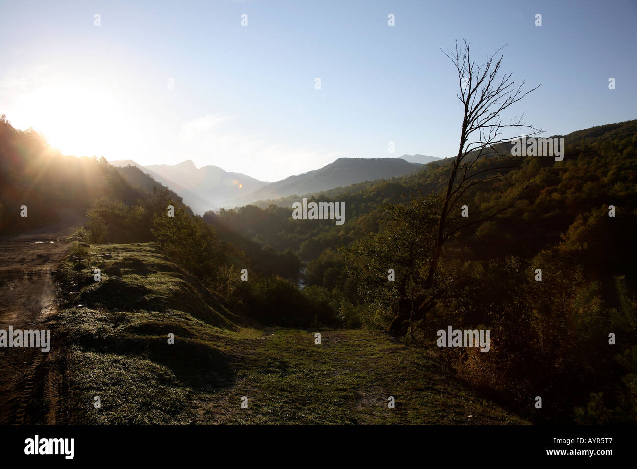 Sun rising hi-res stock photography and images - Alamy
