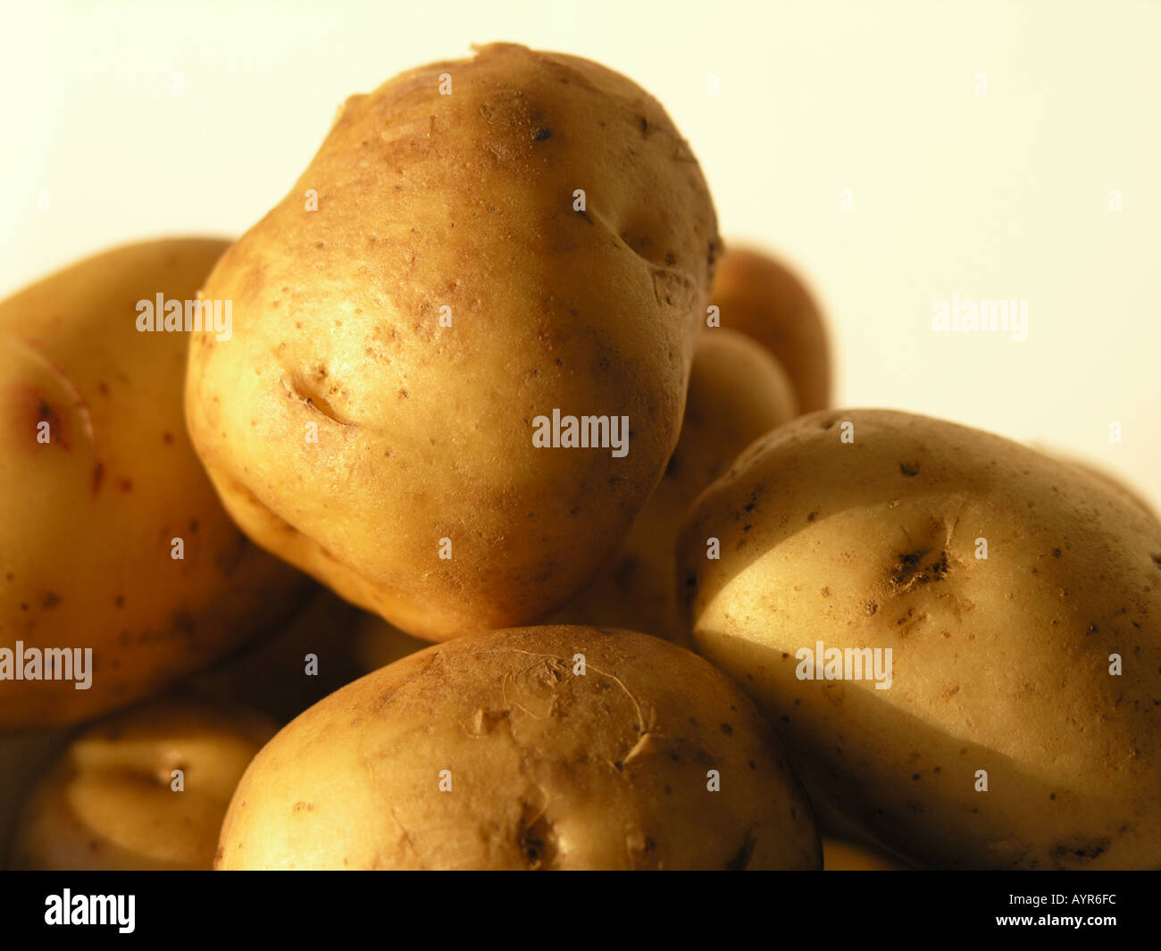 Curved potatoes hi-res stock photography and images - Alamy