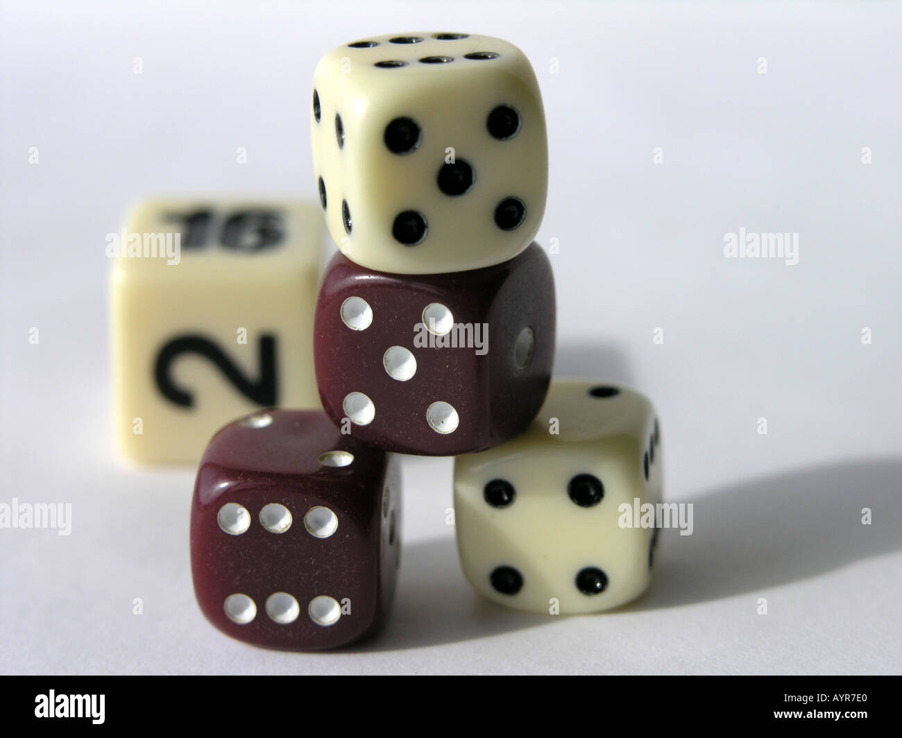 Group Plastic Numbered Die Dice Hi res Stock Photography And Images Alamy group-plastic-numbered-die-dice-hi-res-stock-photography-and-images-alamy