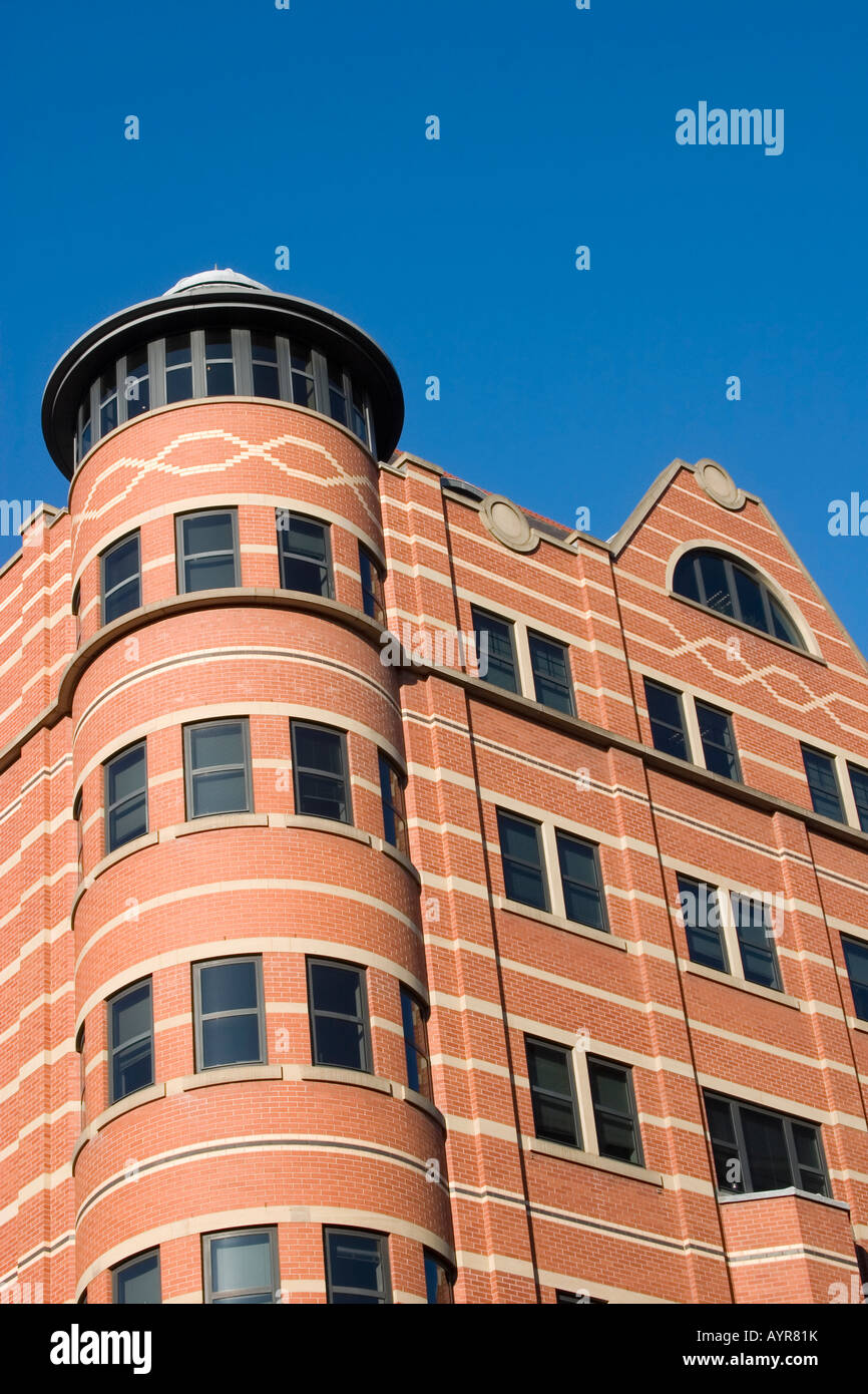Leeds glass building hi-res stock photography and images - Alamy