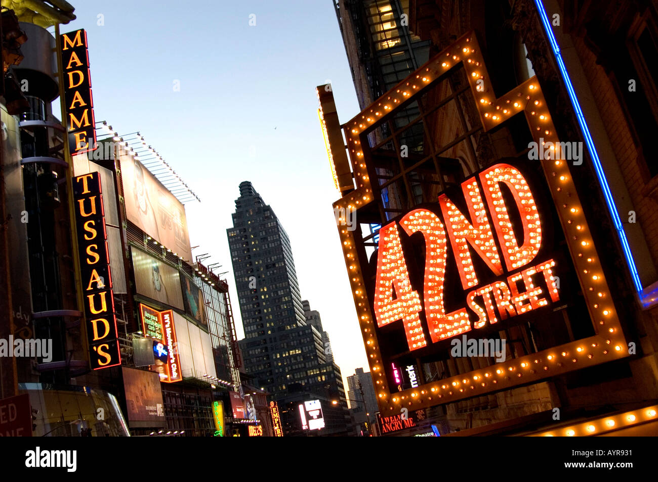 BEGINNING OF THE THEATER DISTRICT ON 42ND STREET IN MIDTOWN MANHATTAN ...
