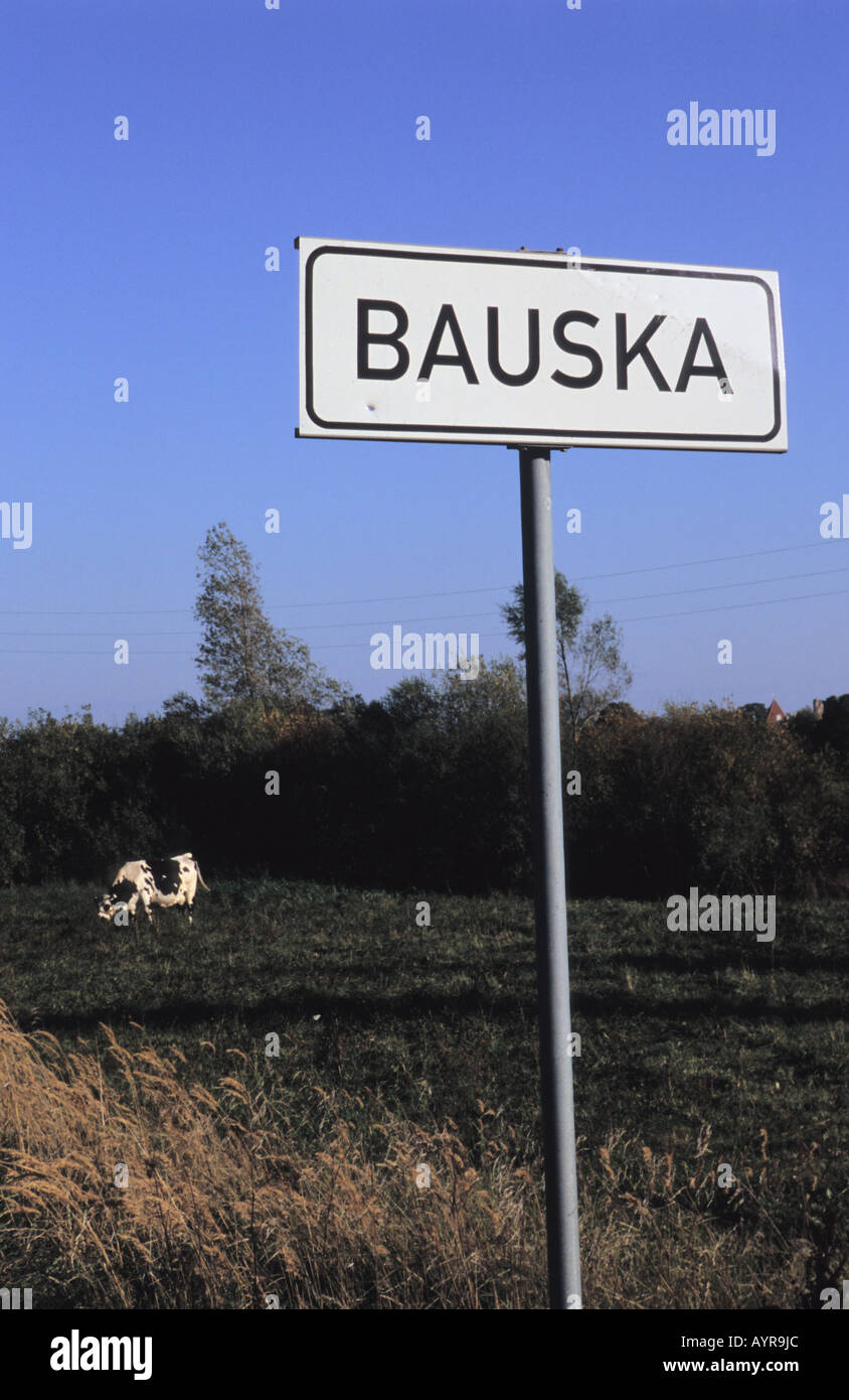 Orientation sign hi-res stock photography and images - Alamy