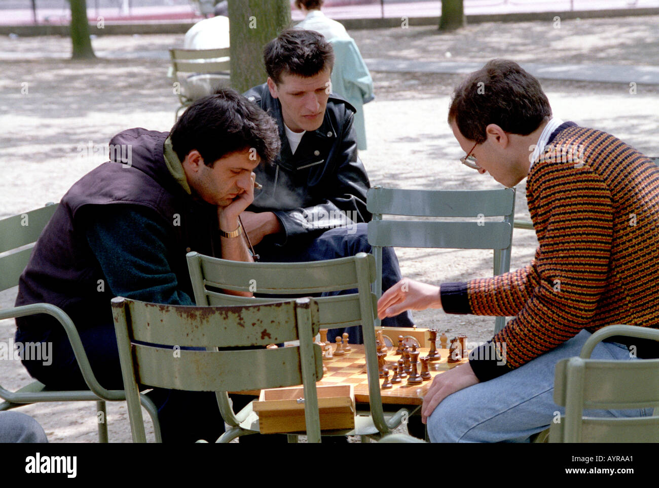Paris chess players in the Jardin de Luxembourg Stock Photo - Alamy