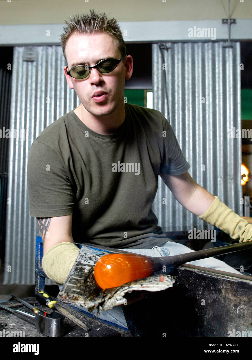 Glass blowing furnace hi-res stock photography and images - Alamy