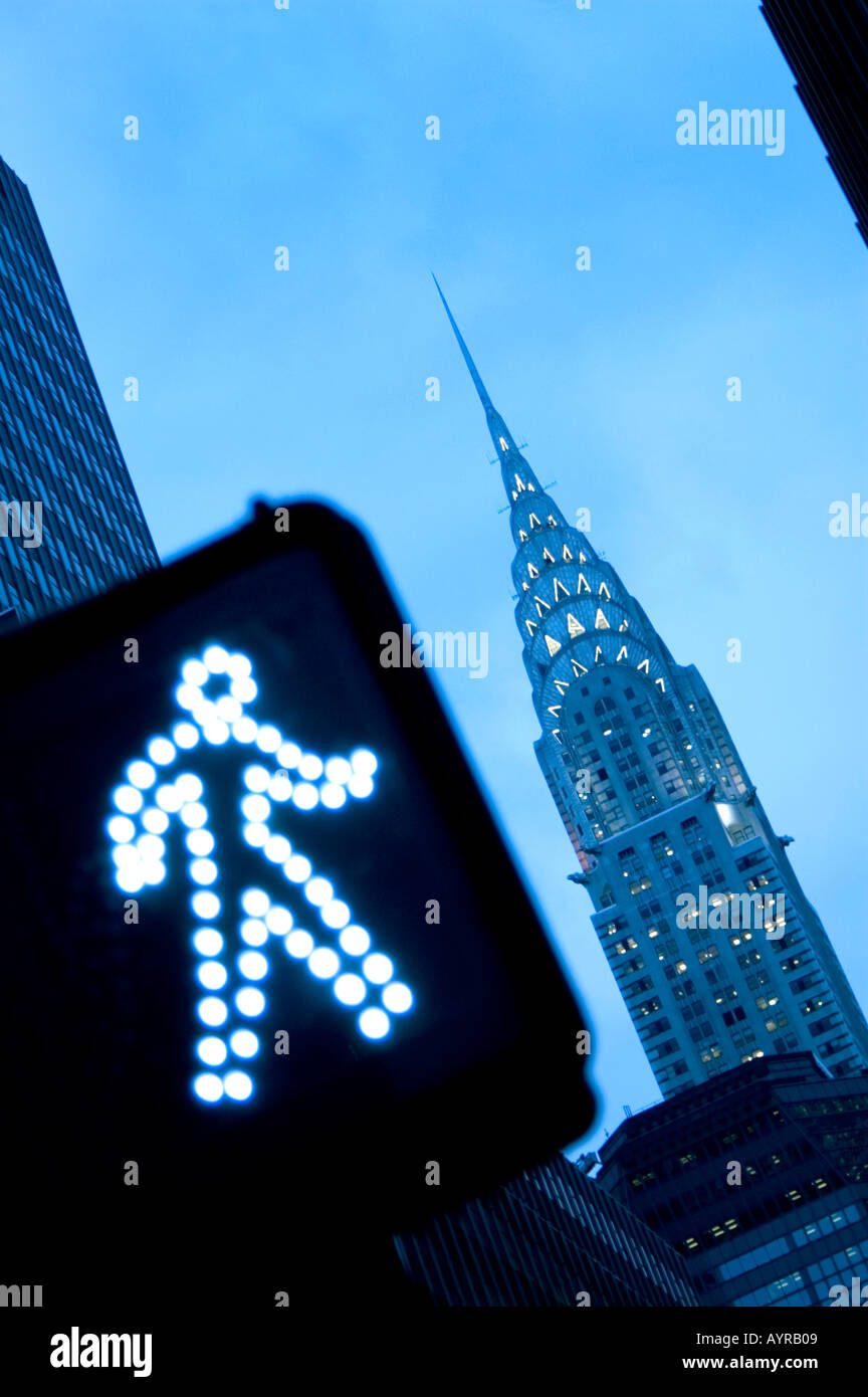 CHRYSLER BUILDING AT DUSK WITH PEDESTRIAN WALK SIGN MIDTOWN MANHATTAN ...