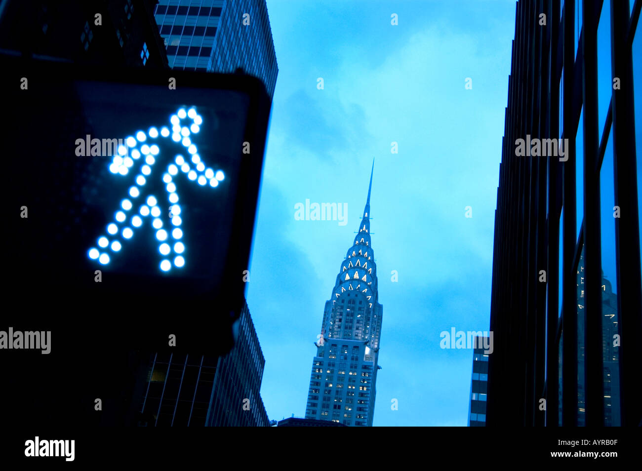CHRYSLER BUILDING AT DUSK WITH PEDESTRIAN WALK SIGN MIDTOWN MANHATTAN ...
