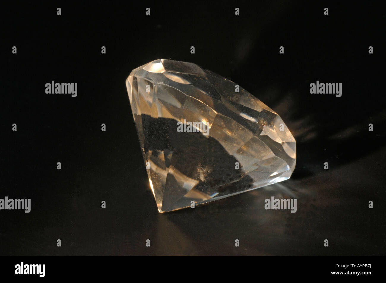 Cut rock crystal hi-res stock photography and images - Alamy
