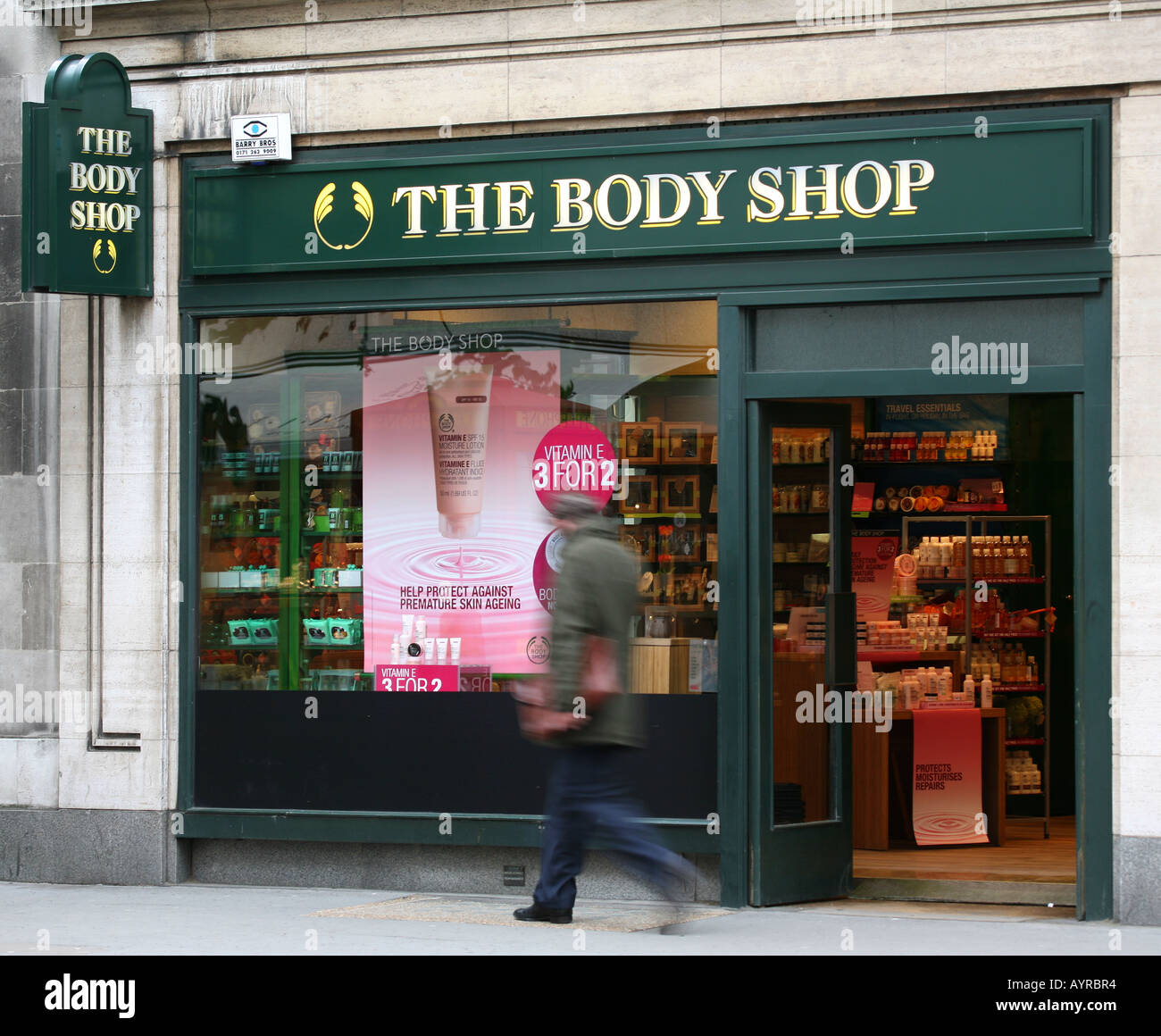 The body shop anita roddick hi-res stock photography and images - Alamy