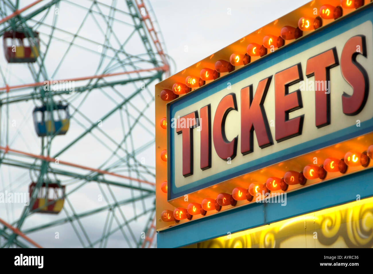 FERRIS WHEEL AT CONEY ISLAND S RUNDOWN ASTROLAND AMUSEMENT PARK IN ...