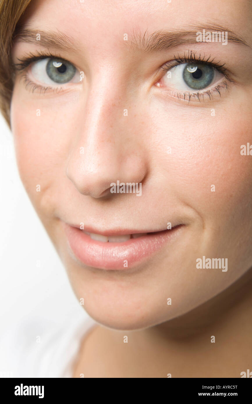 Woman close humans human beings hi-res stock photography and images - Alamy