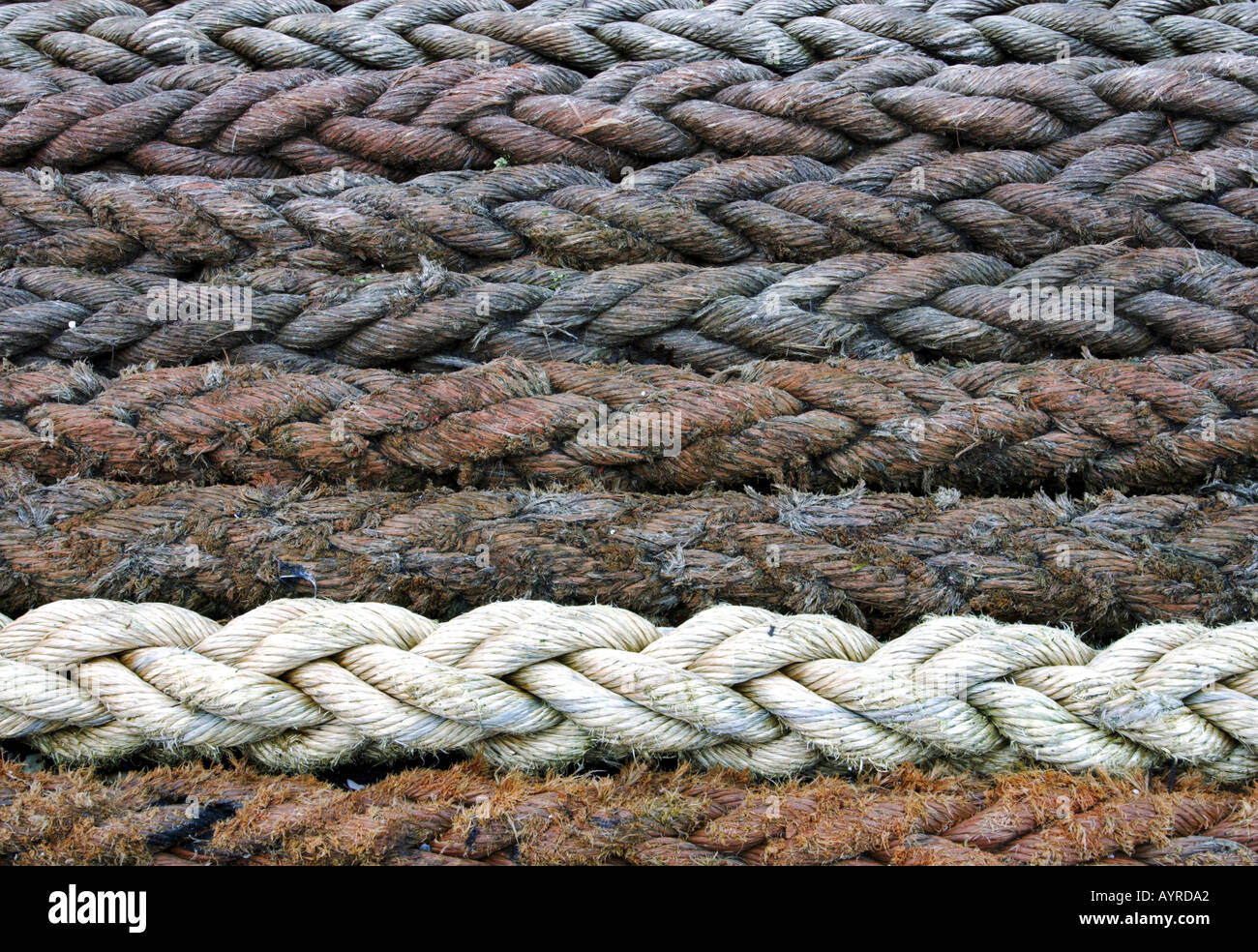 Worn threads hi-res stock photography and images - Alamy