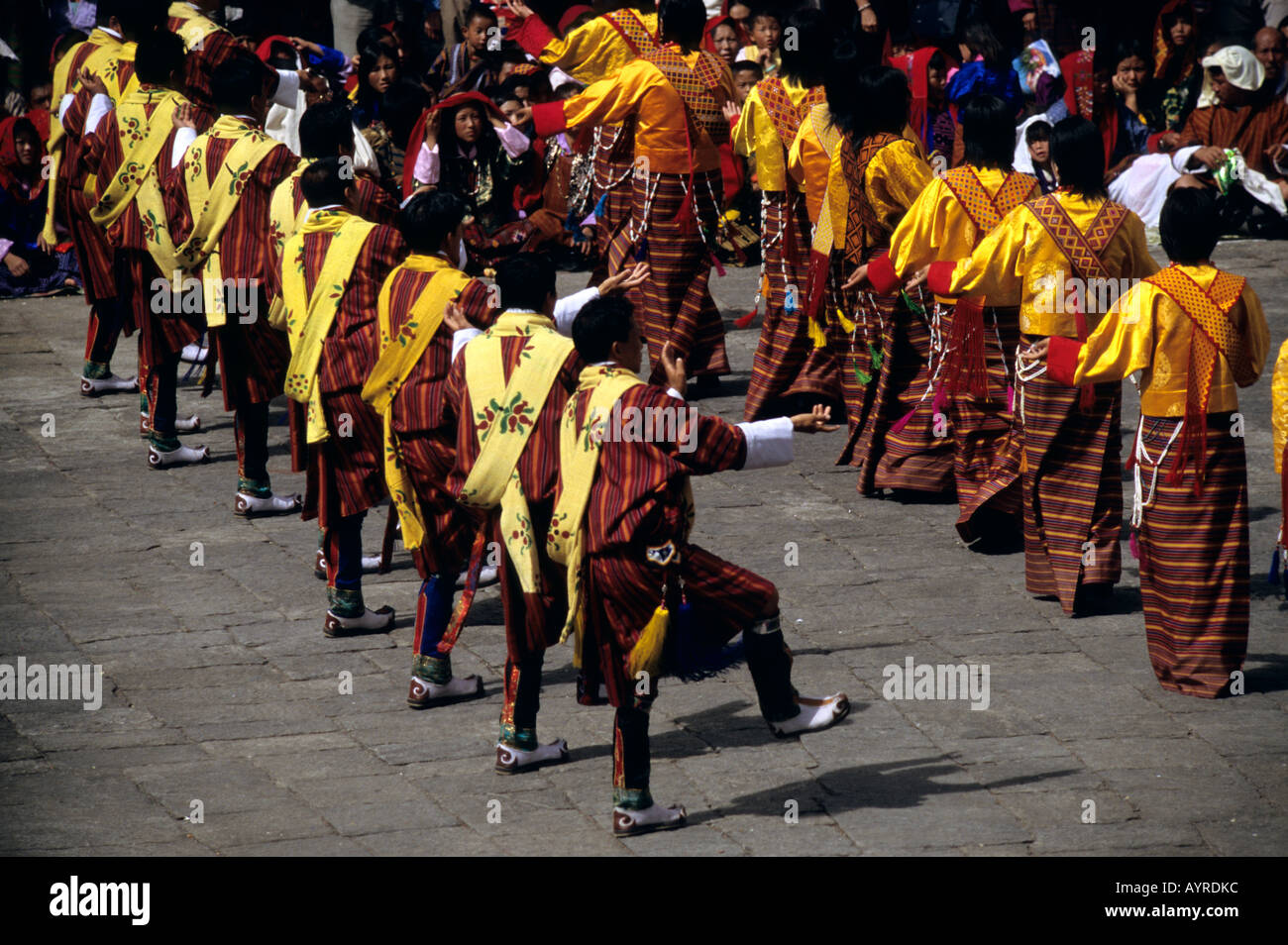 Traditional dances at the Thimphu Festival, Bhutan Stock Photo - Alamy