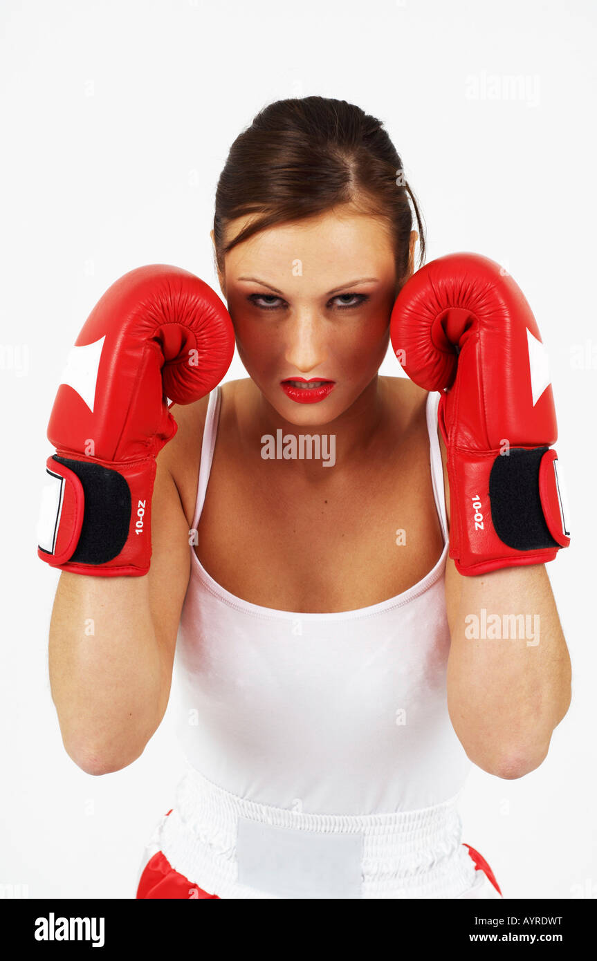 Young female boxer, defensive stance Stock Photo - Alamy