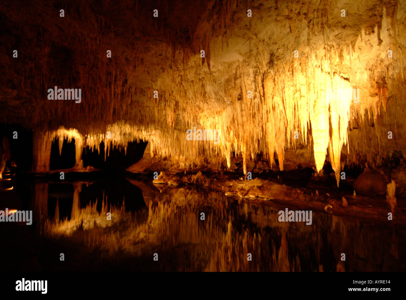 Lake Caves Western Australia Stock Photo - Alamy